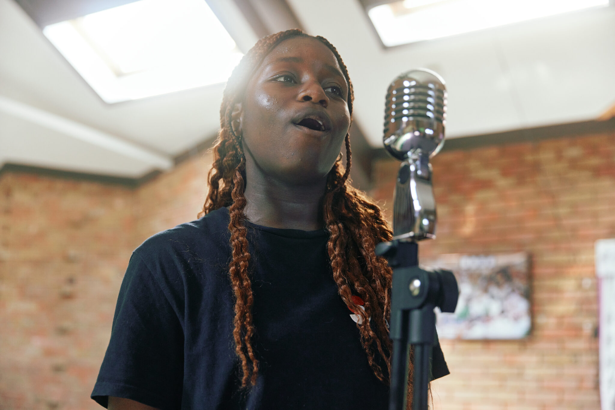 What Age Can Children Start Singing Lessons? | Spotlights